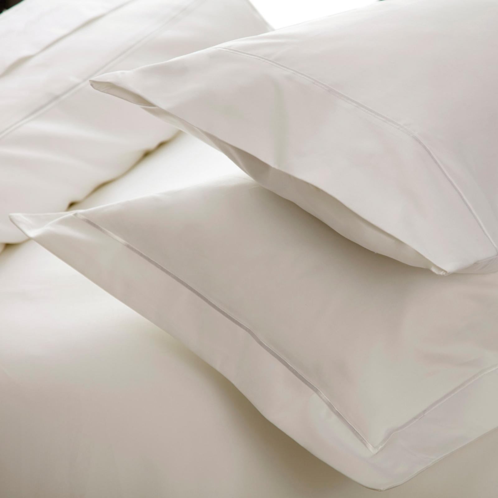 1000Tc Large Square Pillowcase, Ivory - BrandAlley