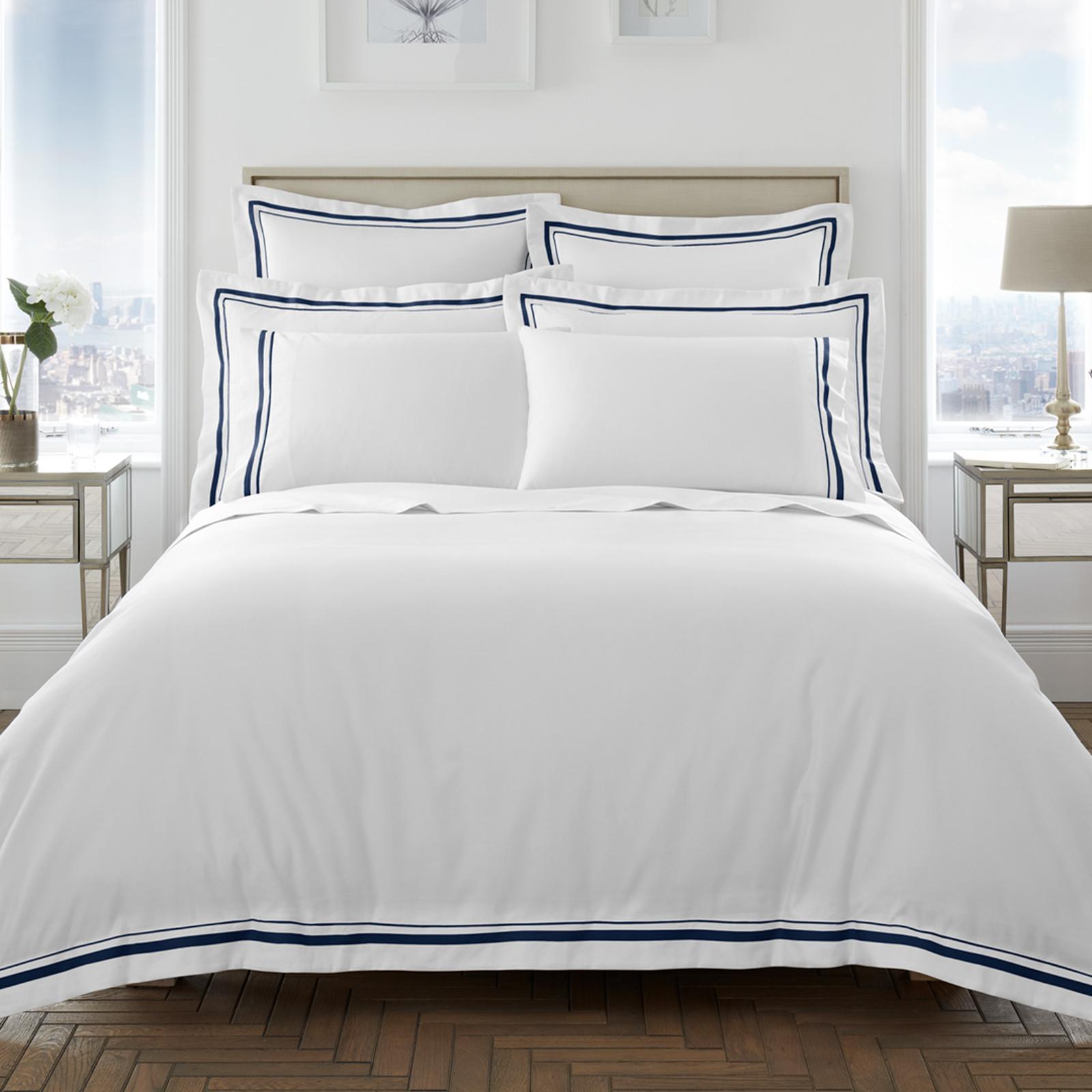 1000TC Double Duvet Cover Set, White/Navy - BrandAlley