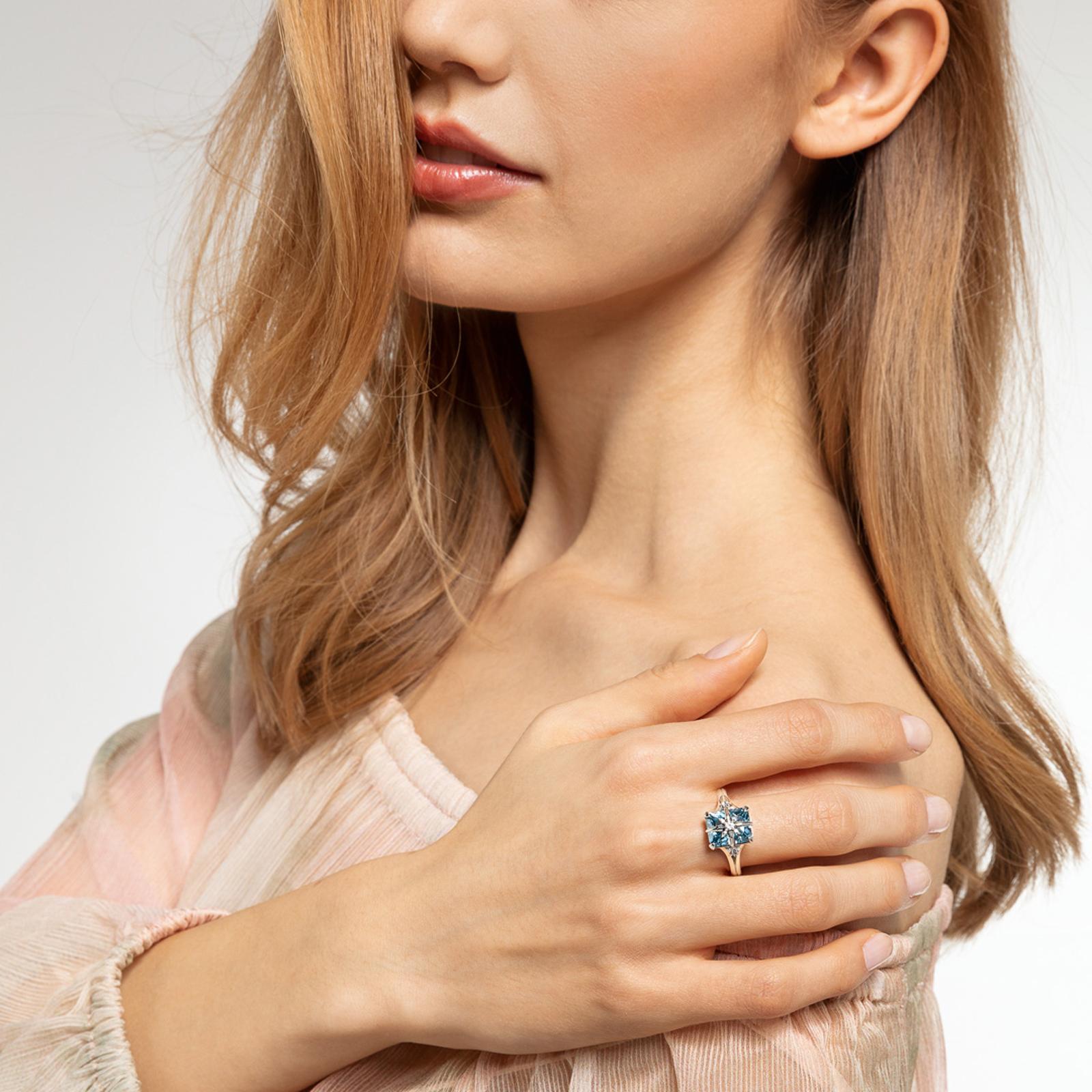 925 Sterling Silver Blue Stone With Star Ring - BrandAlley