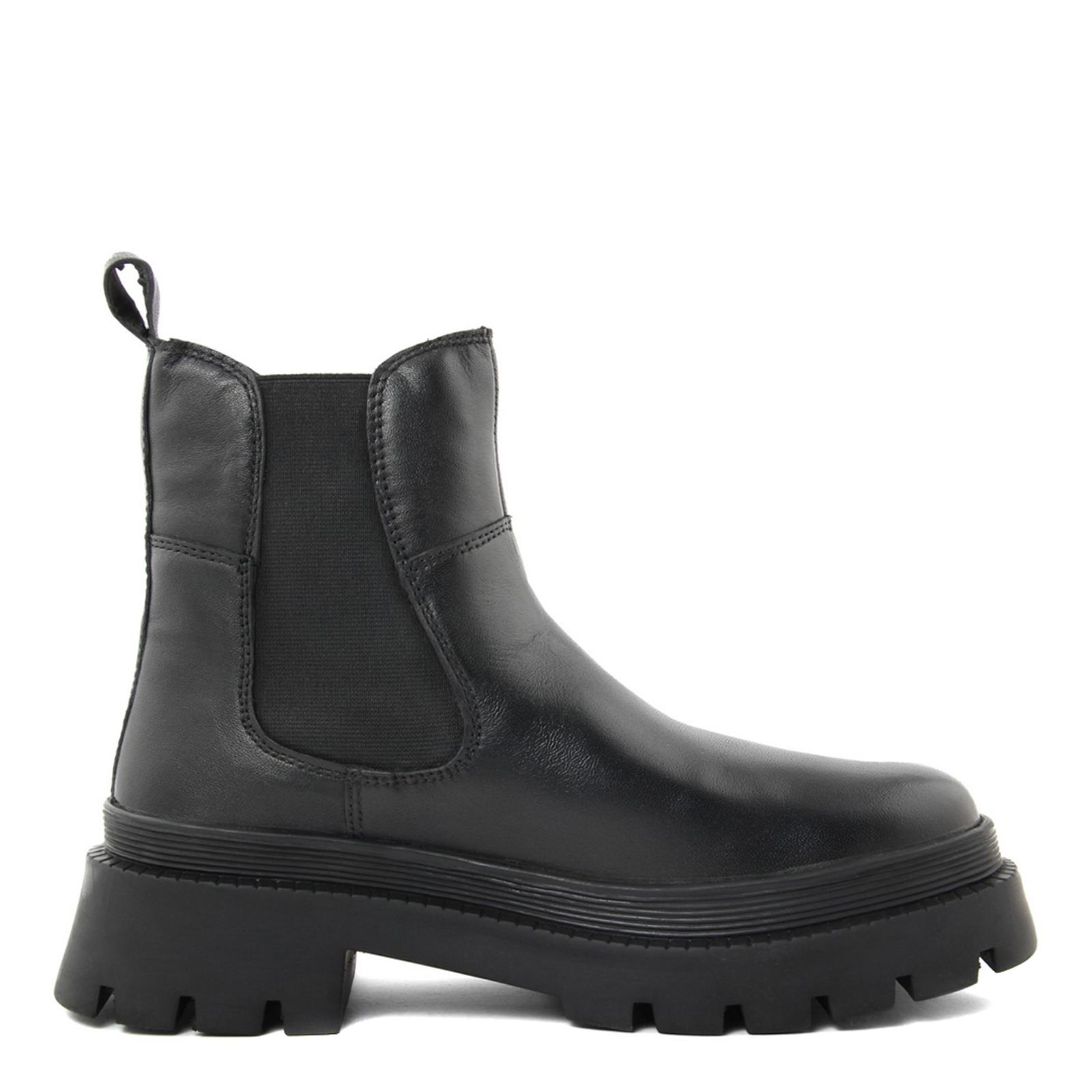 Black Leather Chunky Chelsea Boots - BrandAlley